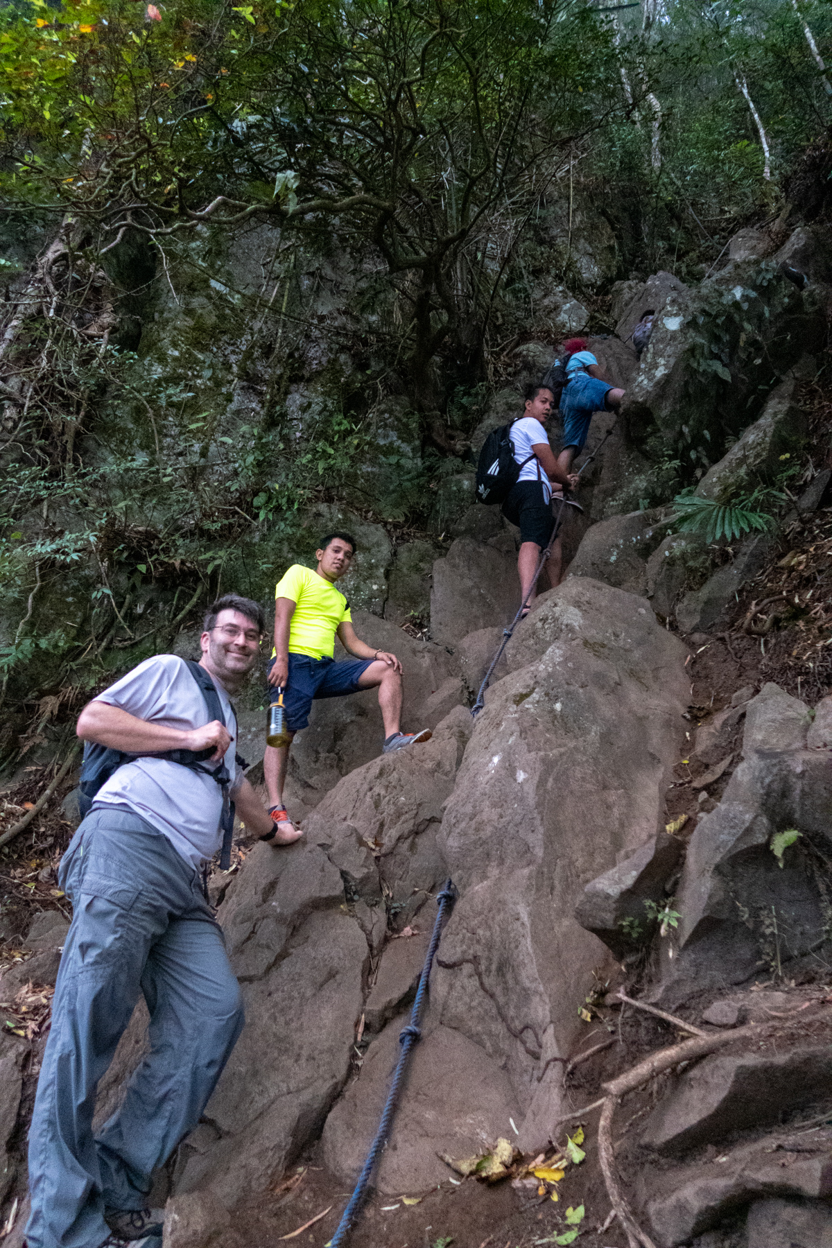 Mt Maculot - 360-degree views from a peak in the Batangas | Hiking the ...