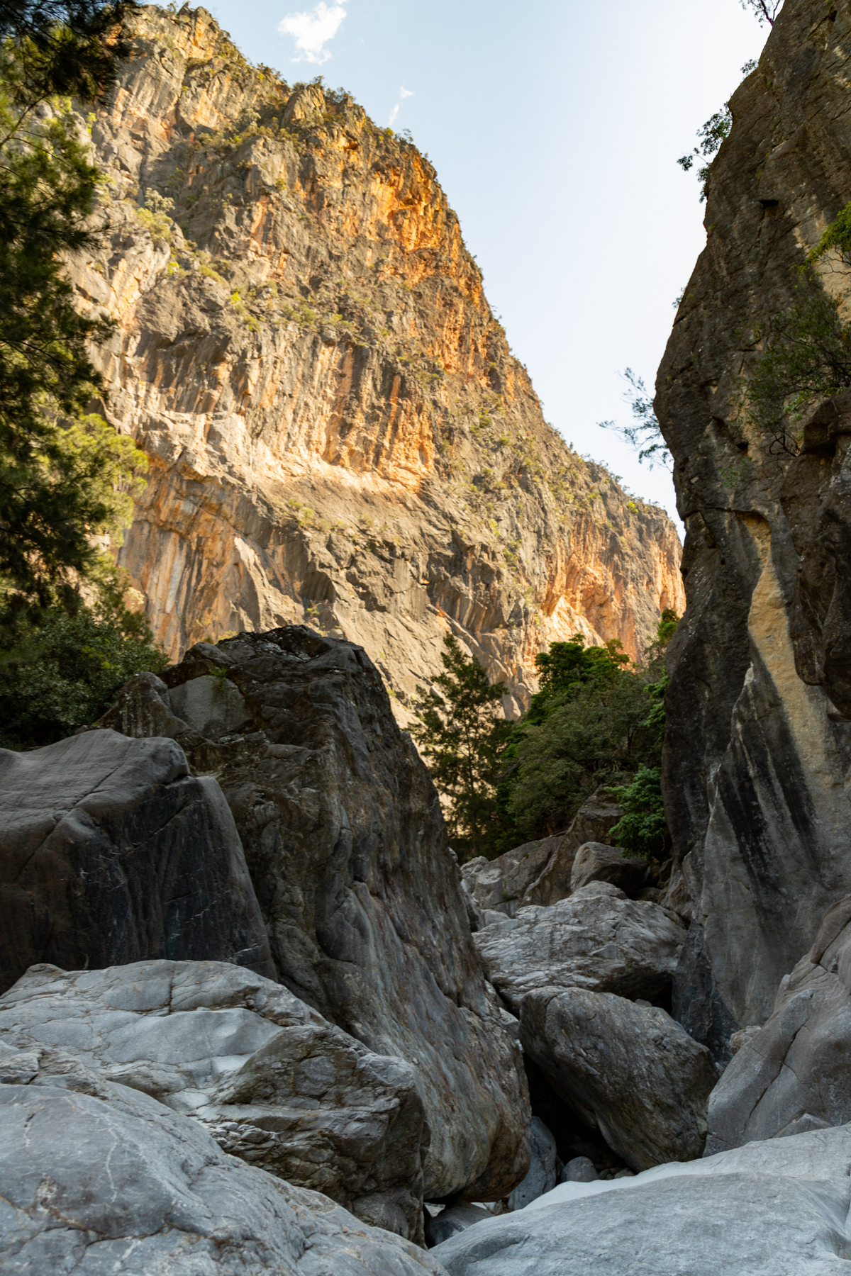 Hiking Bungonia Gorge - a challenging overnight circuit | Hiking the World