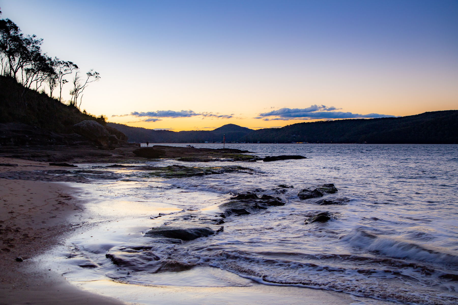Flint and Steel Beach - and beyond | Hiking the World