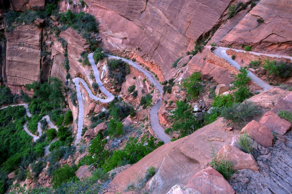 Climbing up the vertiginous trail to Angels Landing in Zion | Hiking ...
