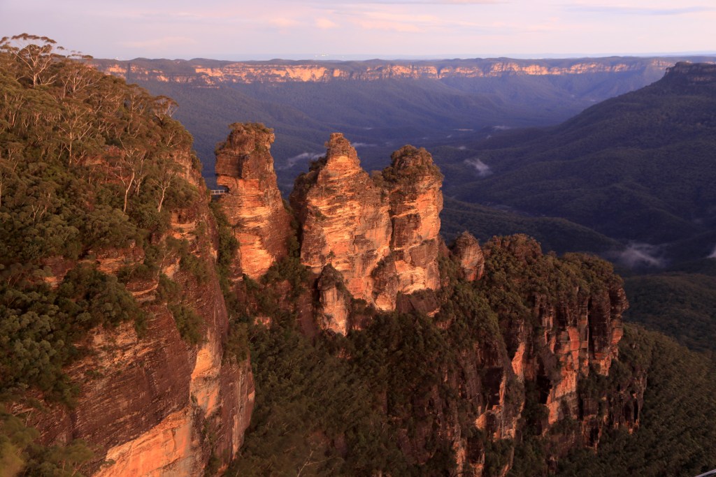 Echo Point Lookout (Three Sisters) in Katoomba | Hiking the World