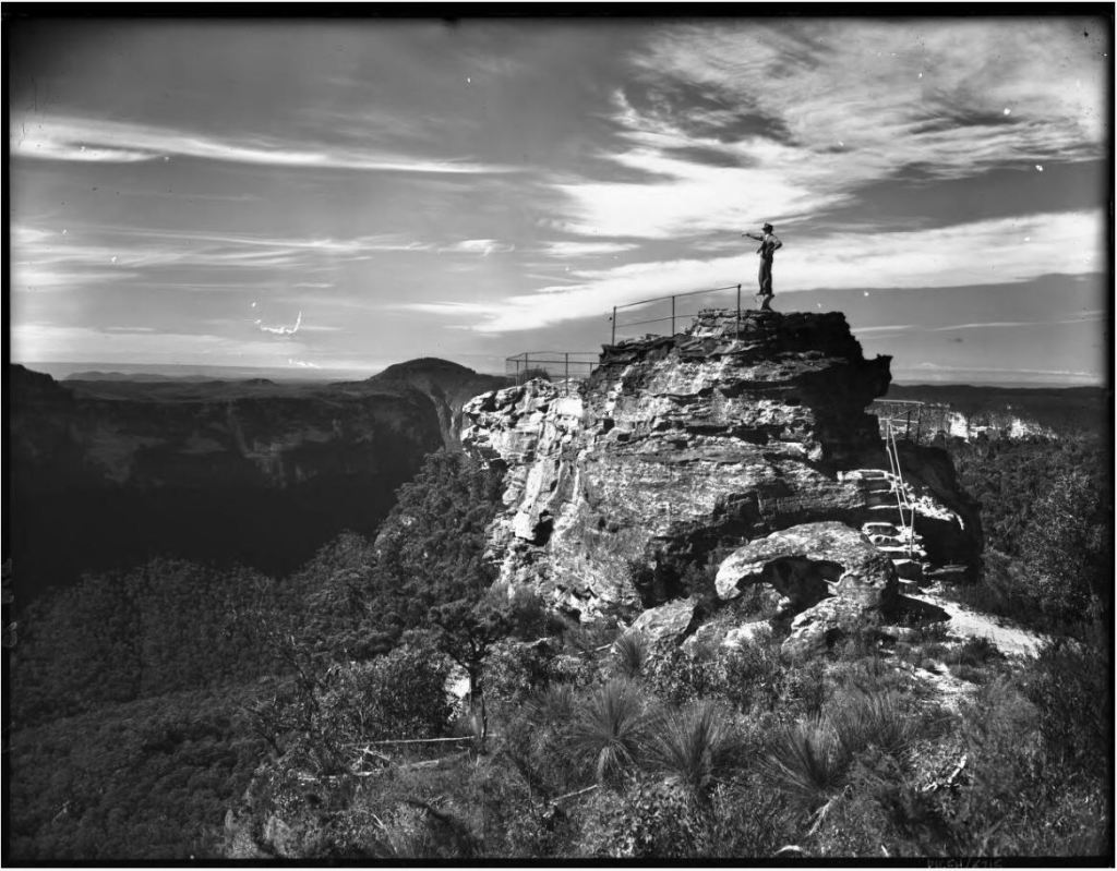 Anvil Rock (Blackheath) - the best Grose Valley views | Hiking the World