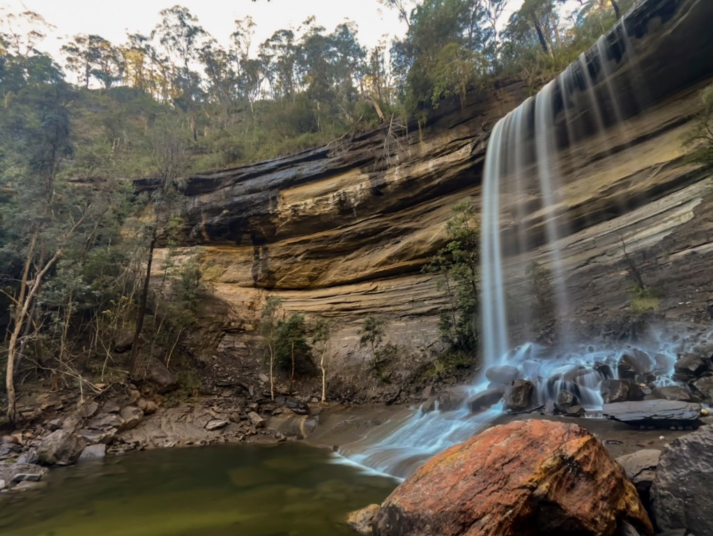 Victoria Falls - an impressive waterfall you can walk behind | Hiking ...