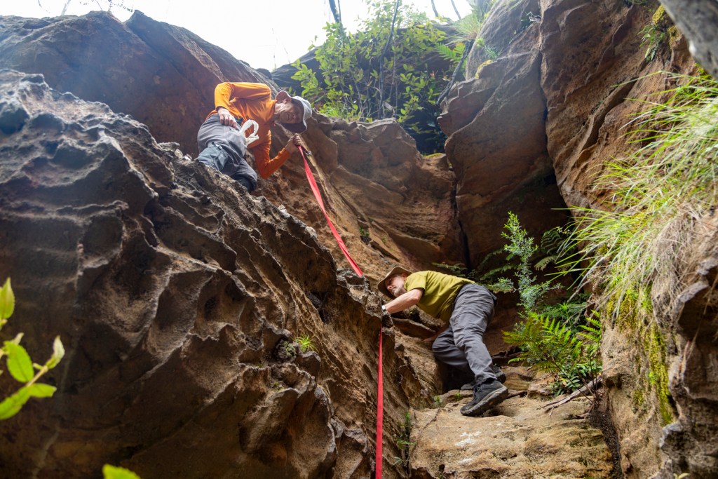 A Guide to the 13 Narrow Neck Passes | Hiking the World