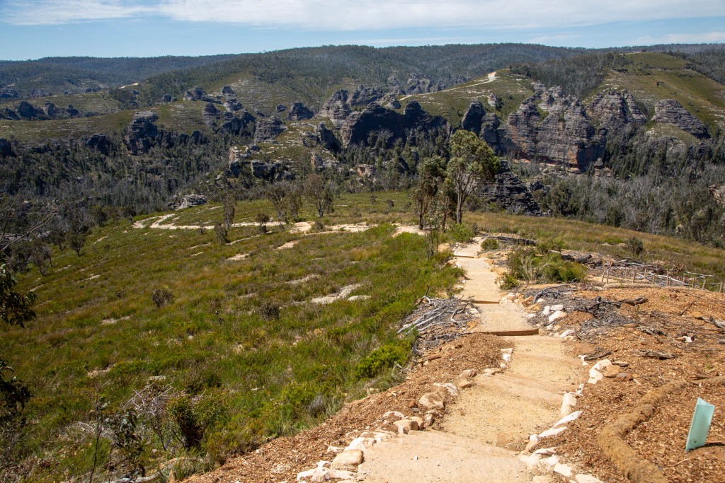 Lost City bushwalk - an easy introduction to the rugged Gardens of ...