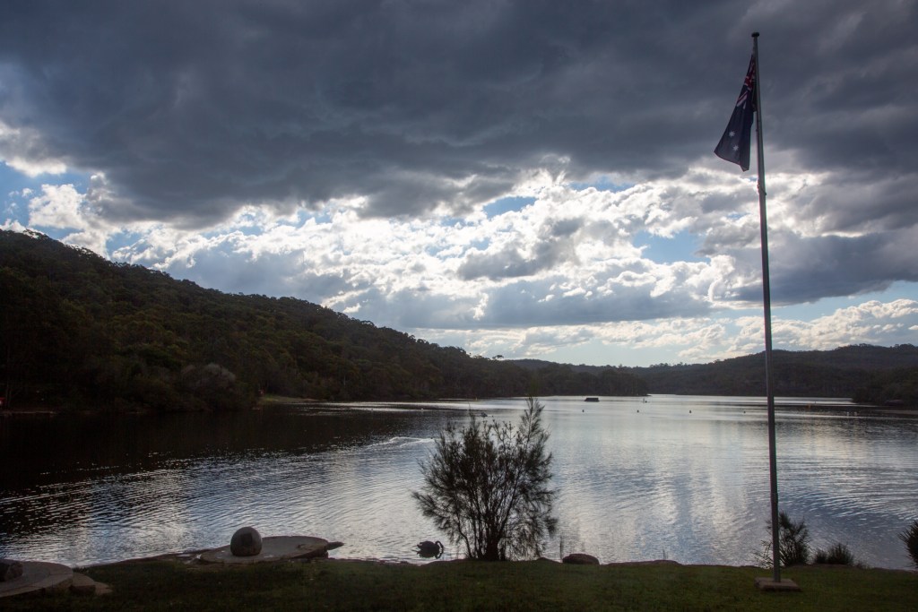 The under-rated and surprisingly pleasant Manly Dam loop | Hiking the World